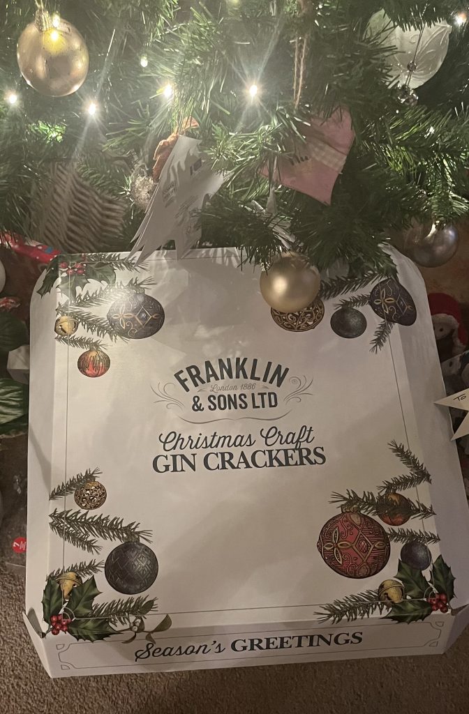 Good Time In Franklin and Sons Craft Gin Christmas Crackers Review ...