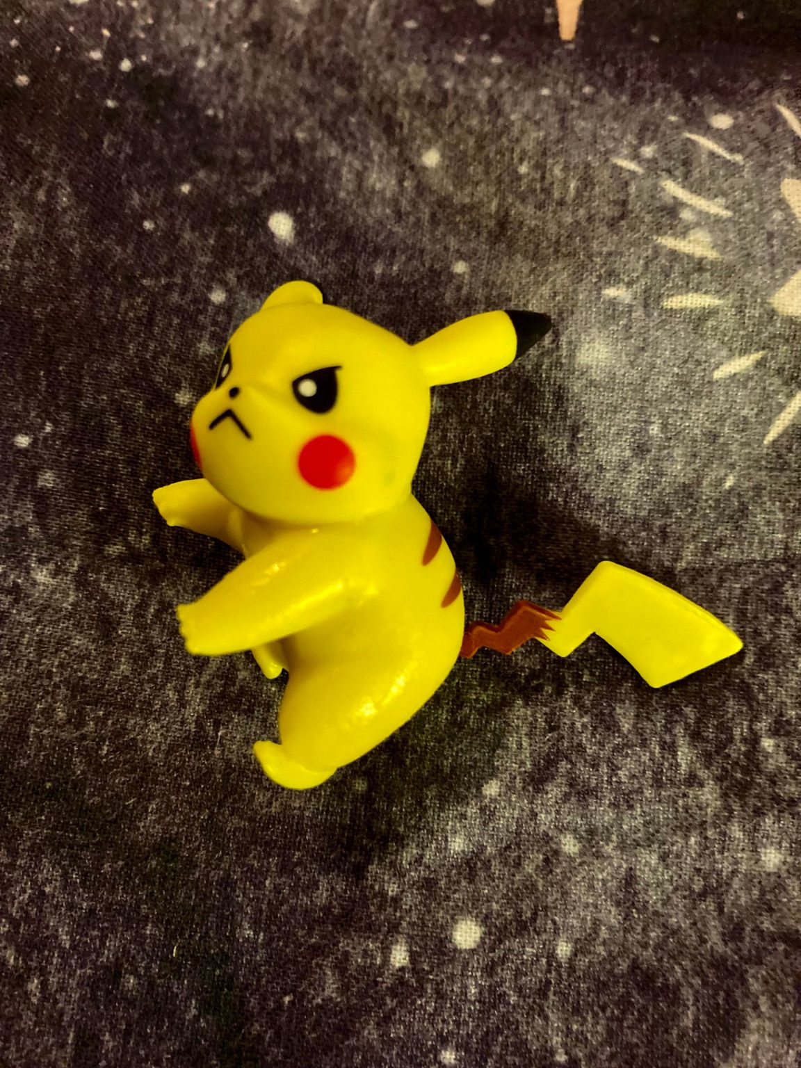 Pokémon Flame And Flight Deluxe Charizard Play Set Review – What's Good ...